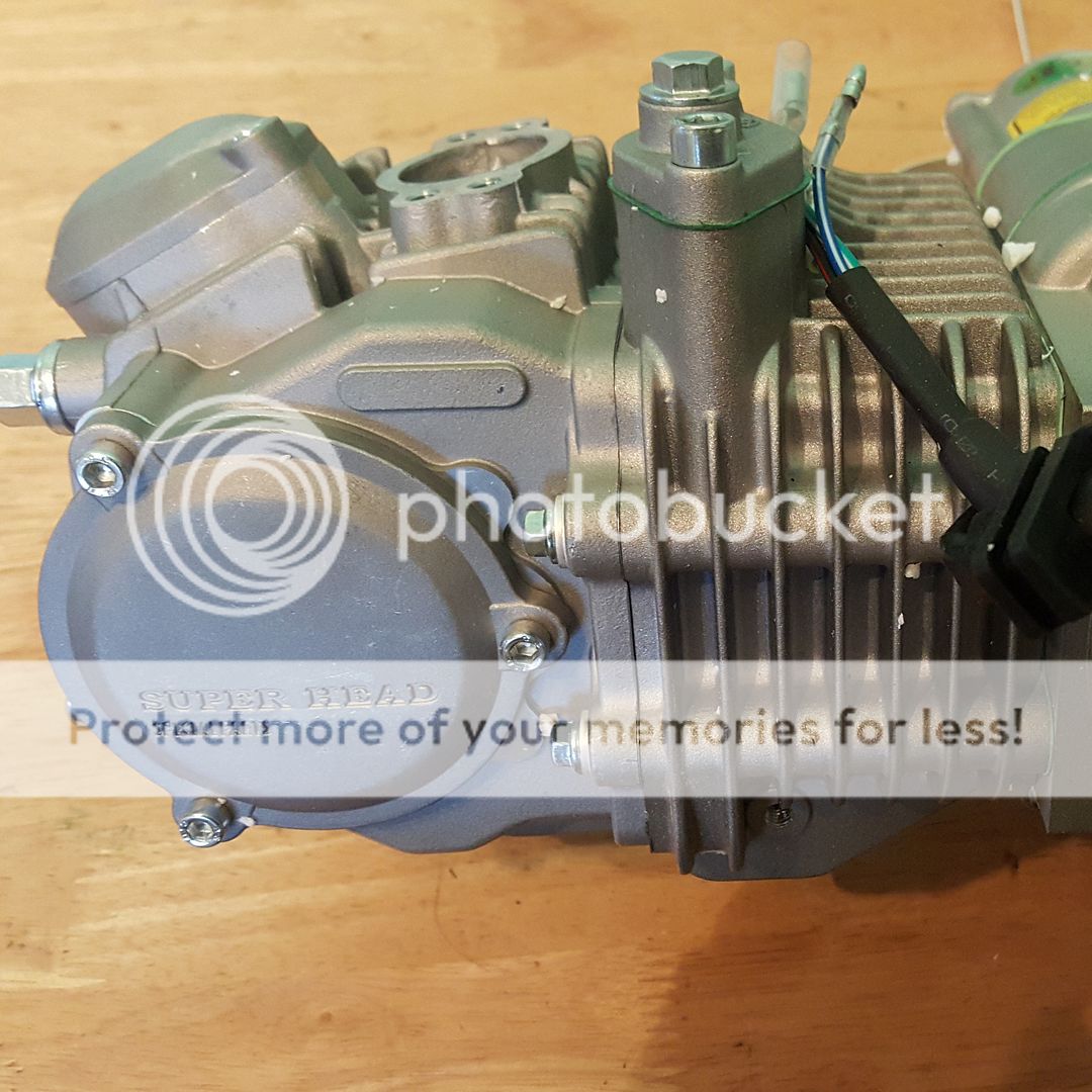 The bottom end is your typical yx 160 block so I won't go into detail ...